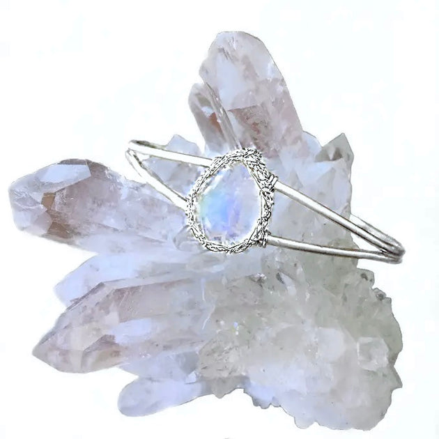 Moonstone Teardrop Cuff Bracelet in Silver – Arivka Jewelry Moonstone Teardrop Cuff Bracelet in Silver – Arivka Jewelry
